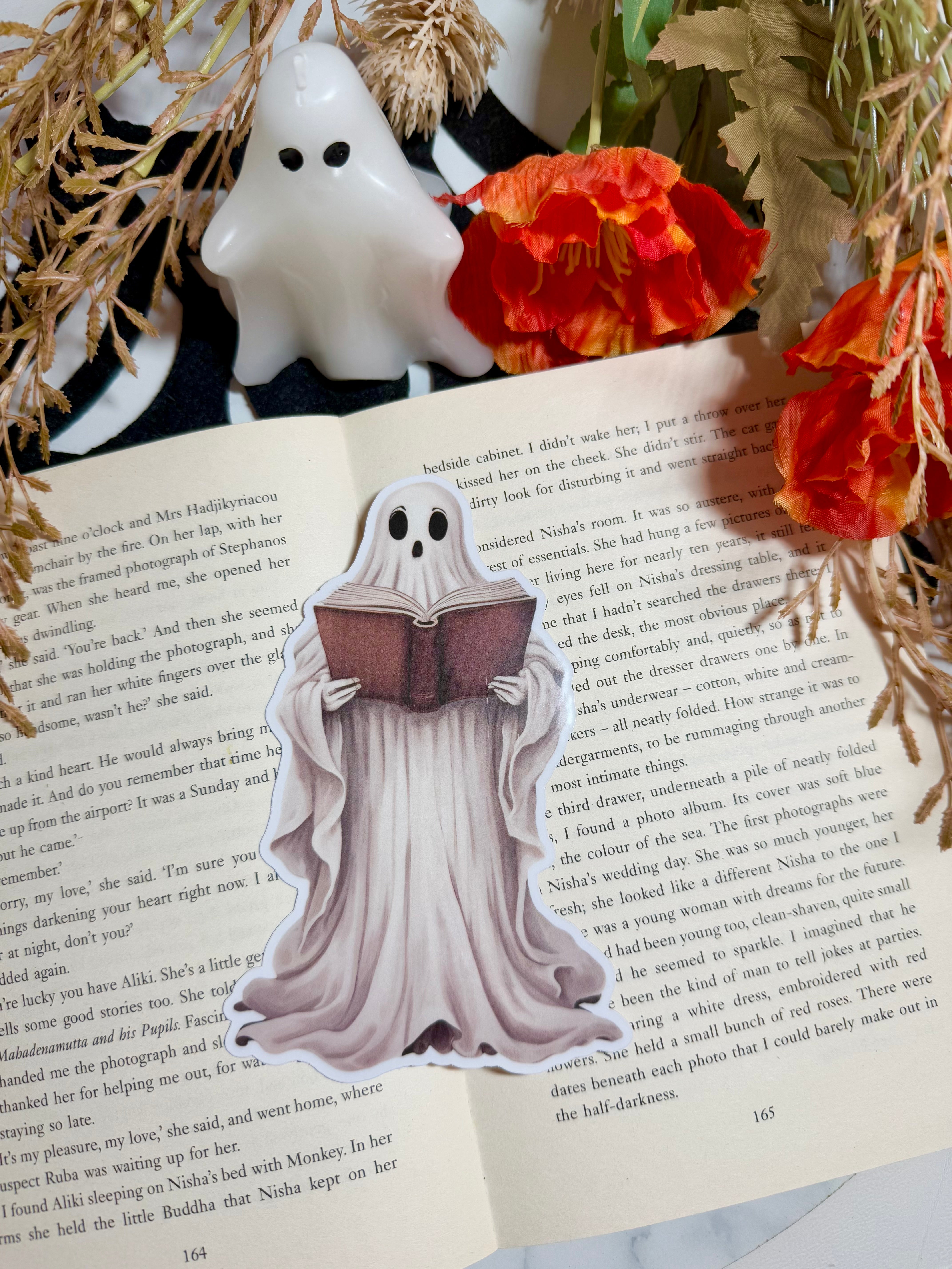 Reading Ghost Die Cut Bookmark – Hooked on a Book